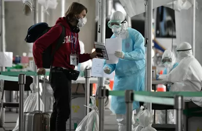 El test TMA vale tanto como una PCR en los aeropuertos