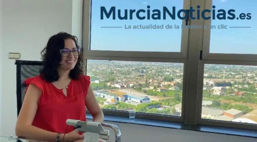 Ana María Flores, la psicóloga de Murcia que conecta con sus pacientes