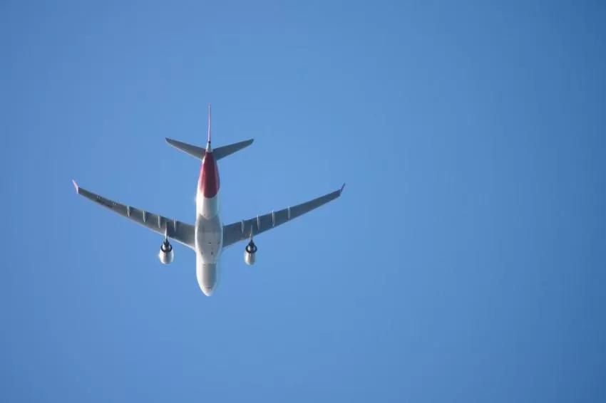 Cierre preventivo del espacio aéreo español por un objeto espacial