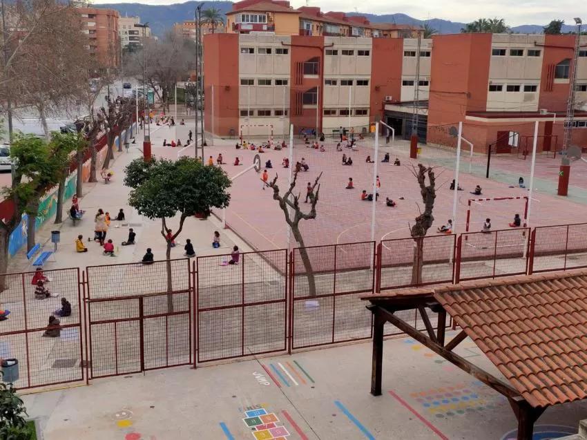 Un brote en el CEIP Mariano Aroca de Murcia obliga a confinar a más de ...
