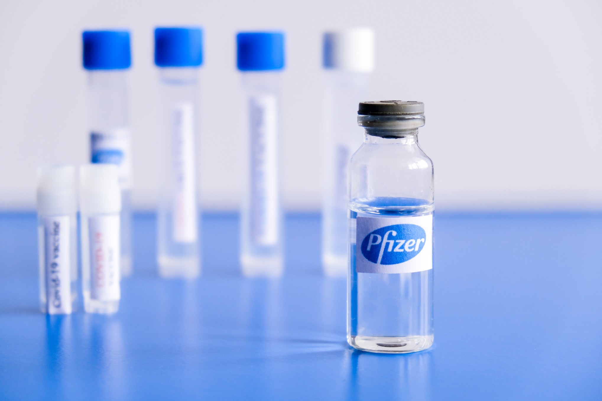 Pfizer cree que tendrá lista una pastilla contra el coronavirus este año