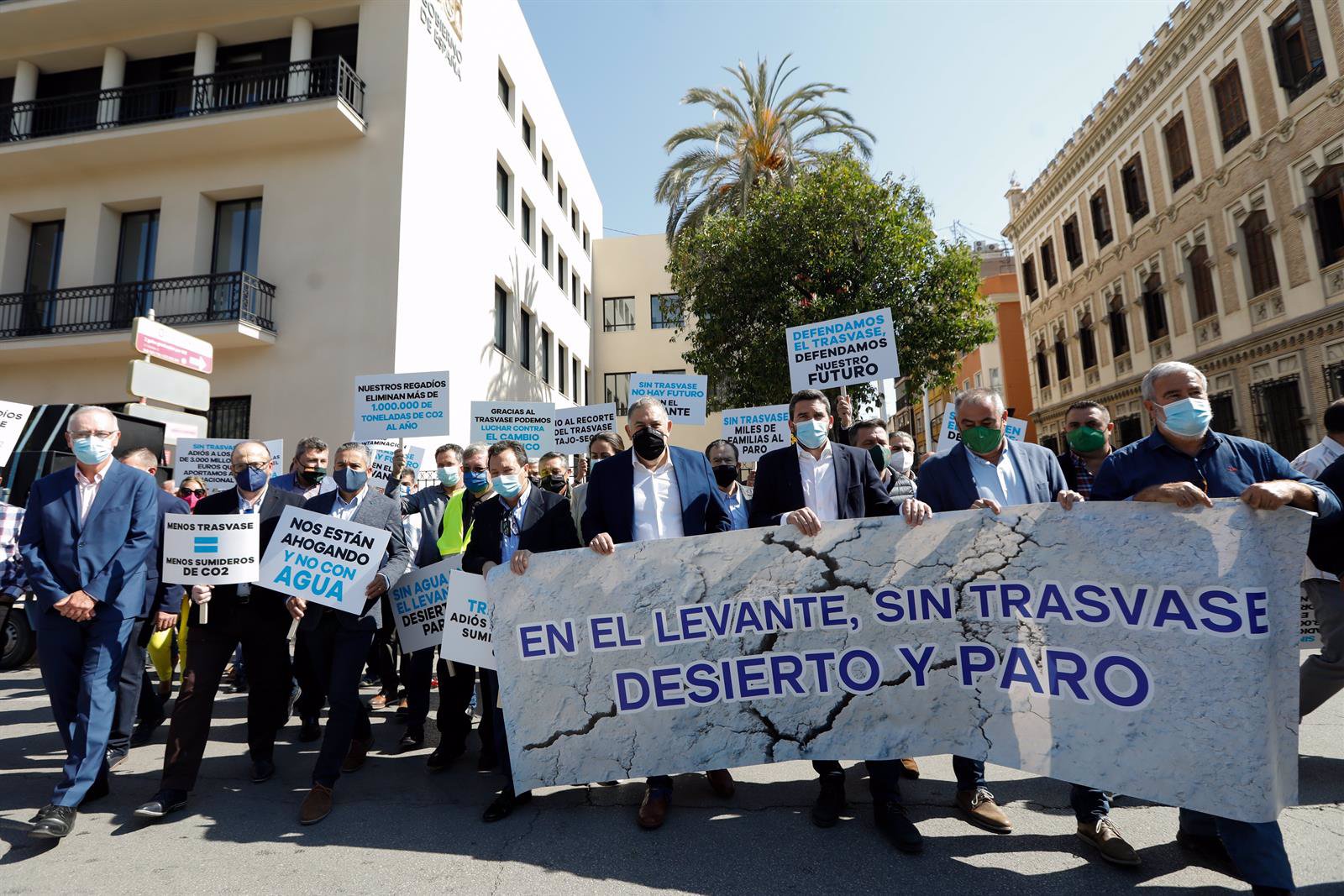 Los regantes avisan que van a "patalear hasta las últimas consecuencias ...